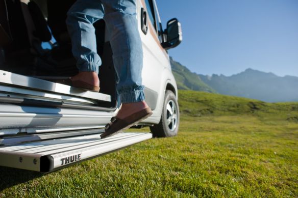 Thule Slide-Out Step 400 manuell